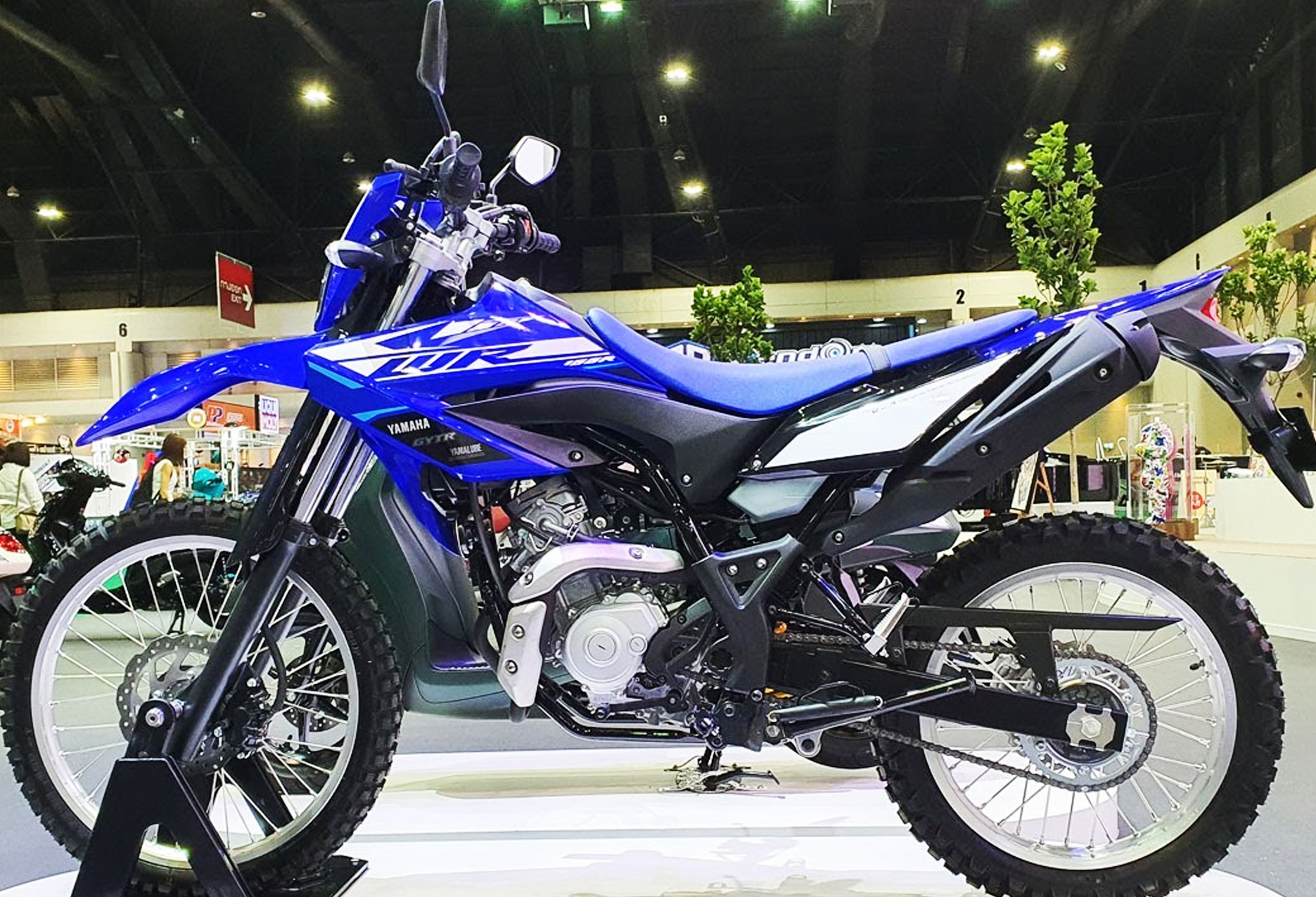 Motor Trail Yamaha WR 155 R Punya Warna Grafis Baru Info Sepeda Motor